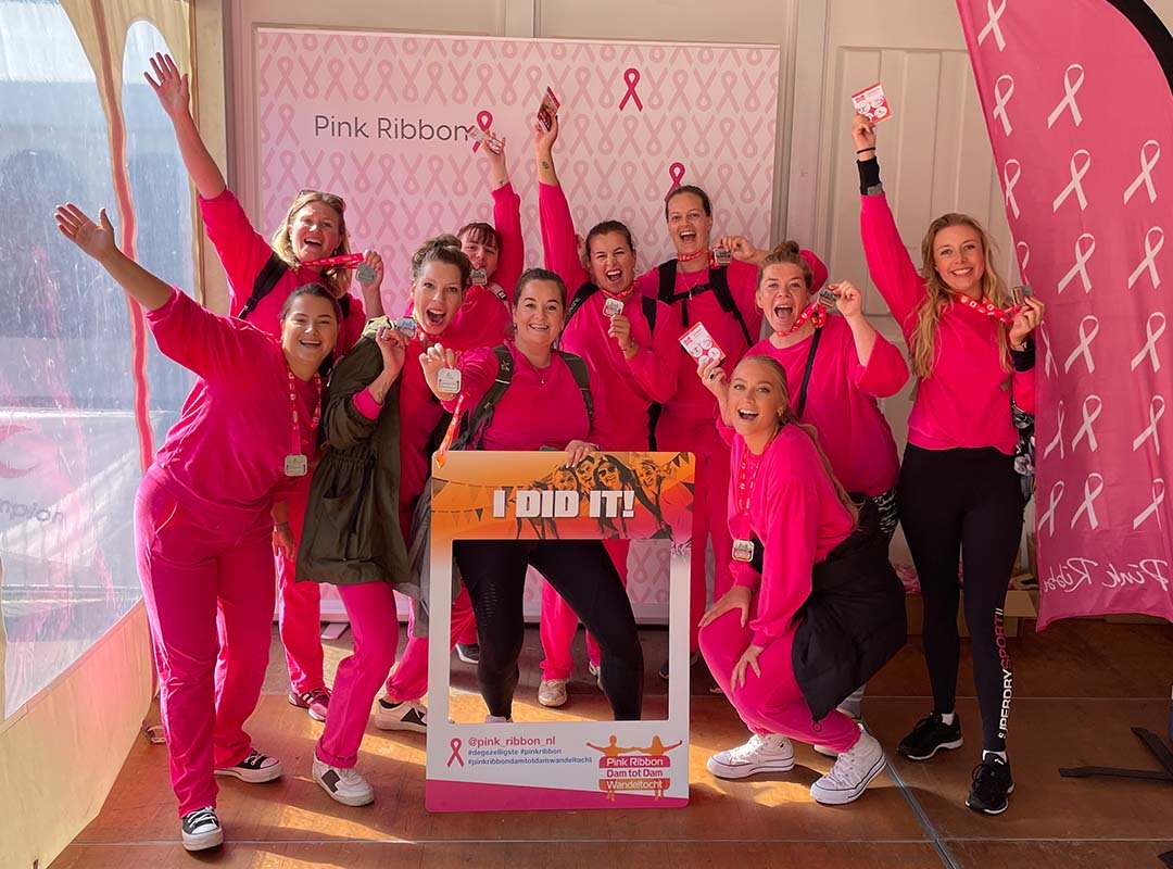 Team Norah loopt de Pink Ribbon Dam tot Dam wandeltocht